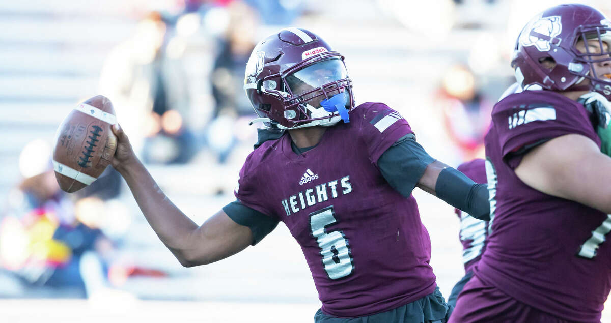 Heights Bulldogs riding high into area round against Hightower