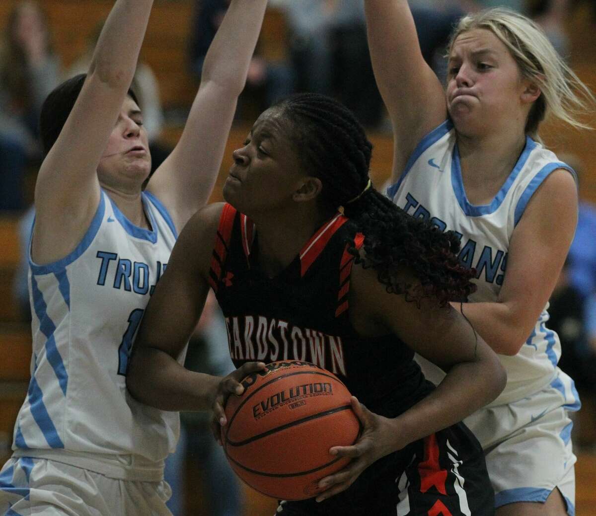 Kayembe's shot lifts Beardstown girls past Triopia