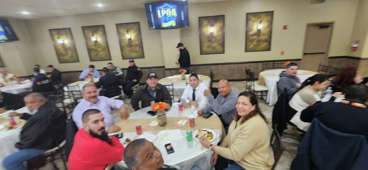 Holiday luncheon held for thankful officers