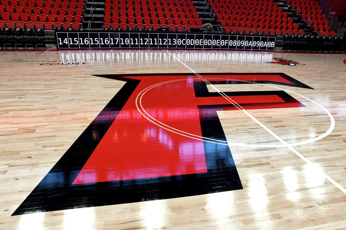 New Leo D. Mahoney Arena opens at Fairfield University