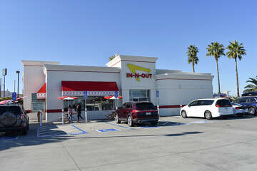 The legendary In-N-Out in the middle of California