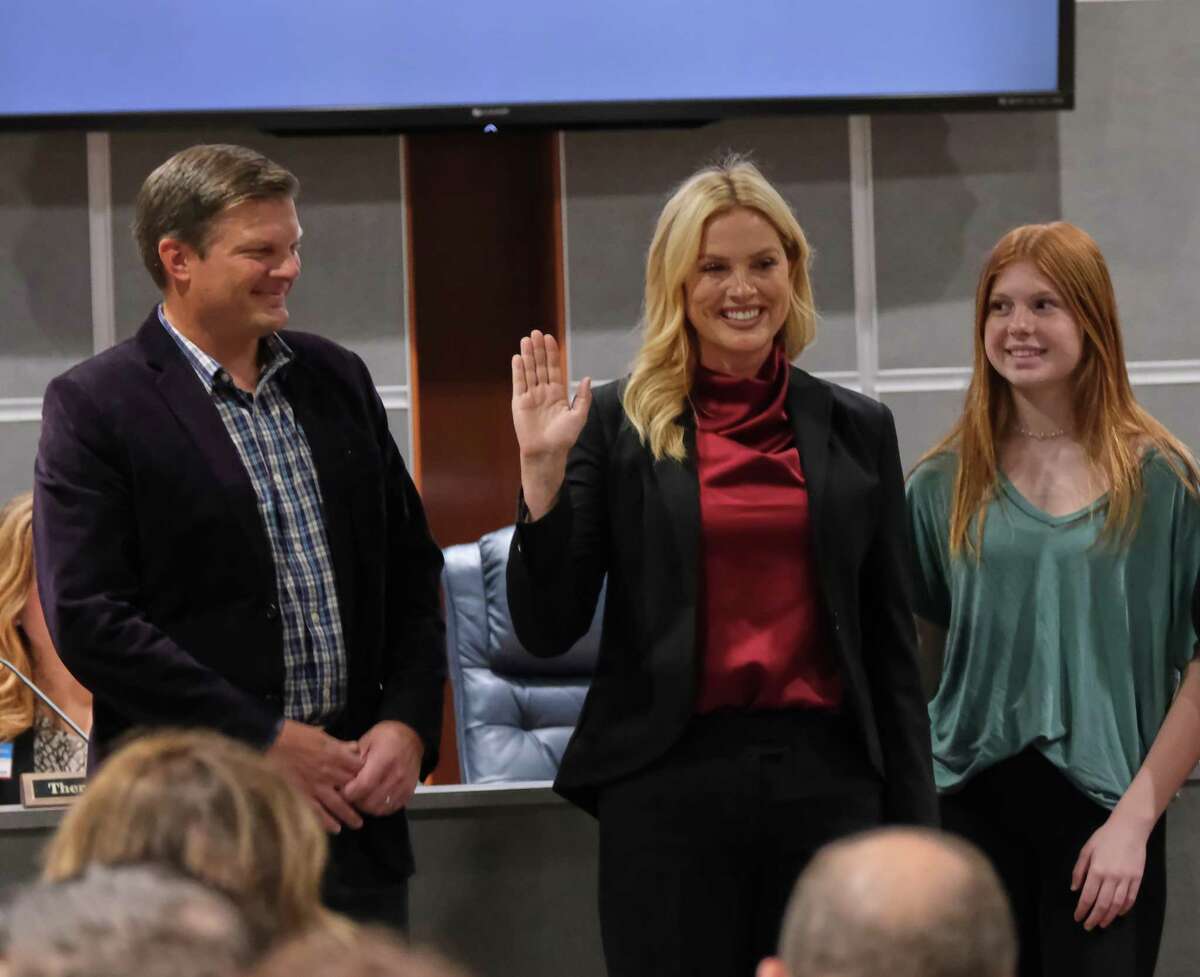 Conroe school trustees who call themselves 'Mama Bears' want attorneys ...