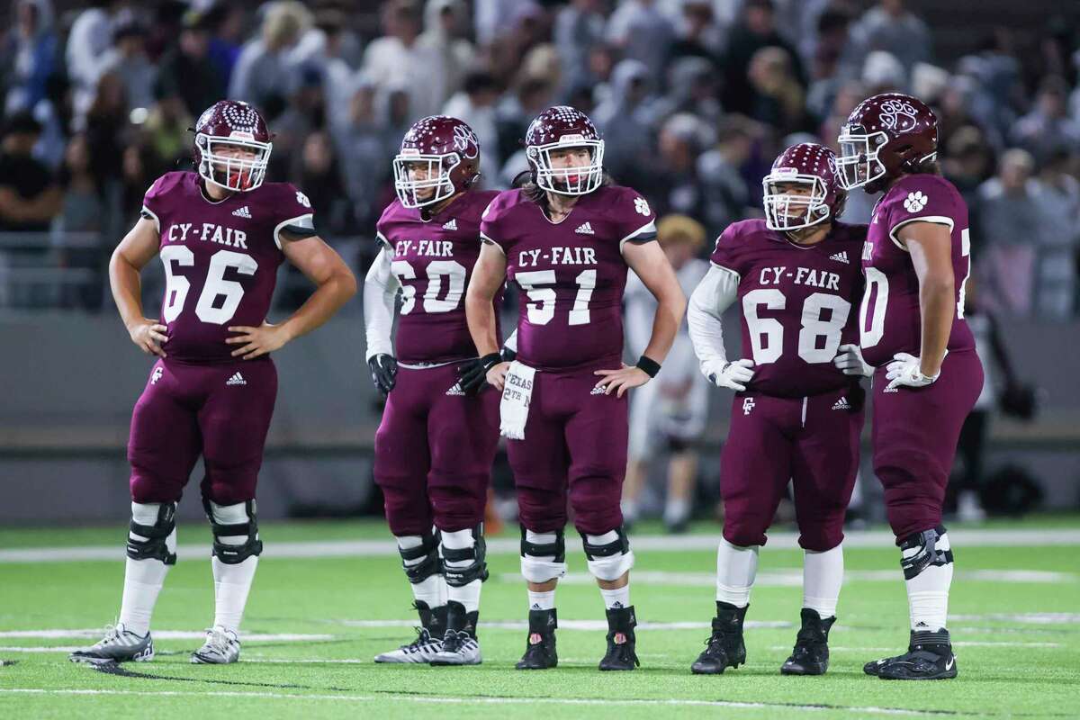 Cinco Ranch Cougars topple Cy-Fair Bobcats in area round
