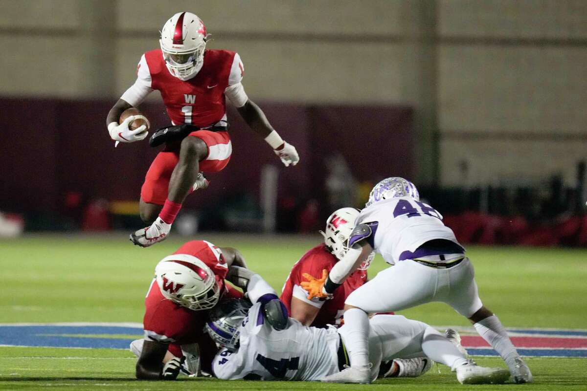 The Woodlands dominates Klein Cain to advance to third round