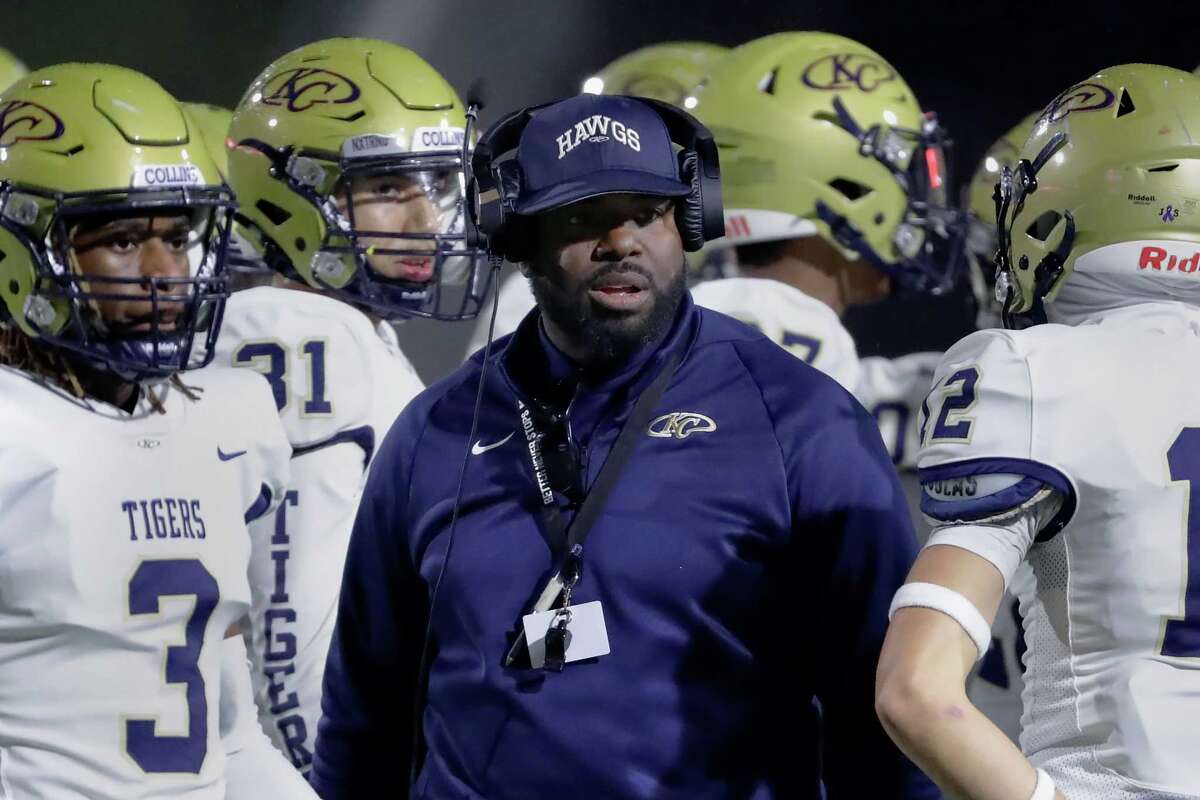 Westfield Mustangs edge Klein Collins Tigers in second round