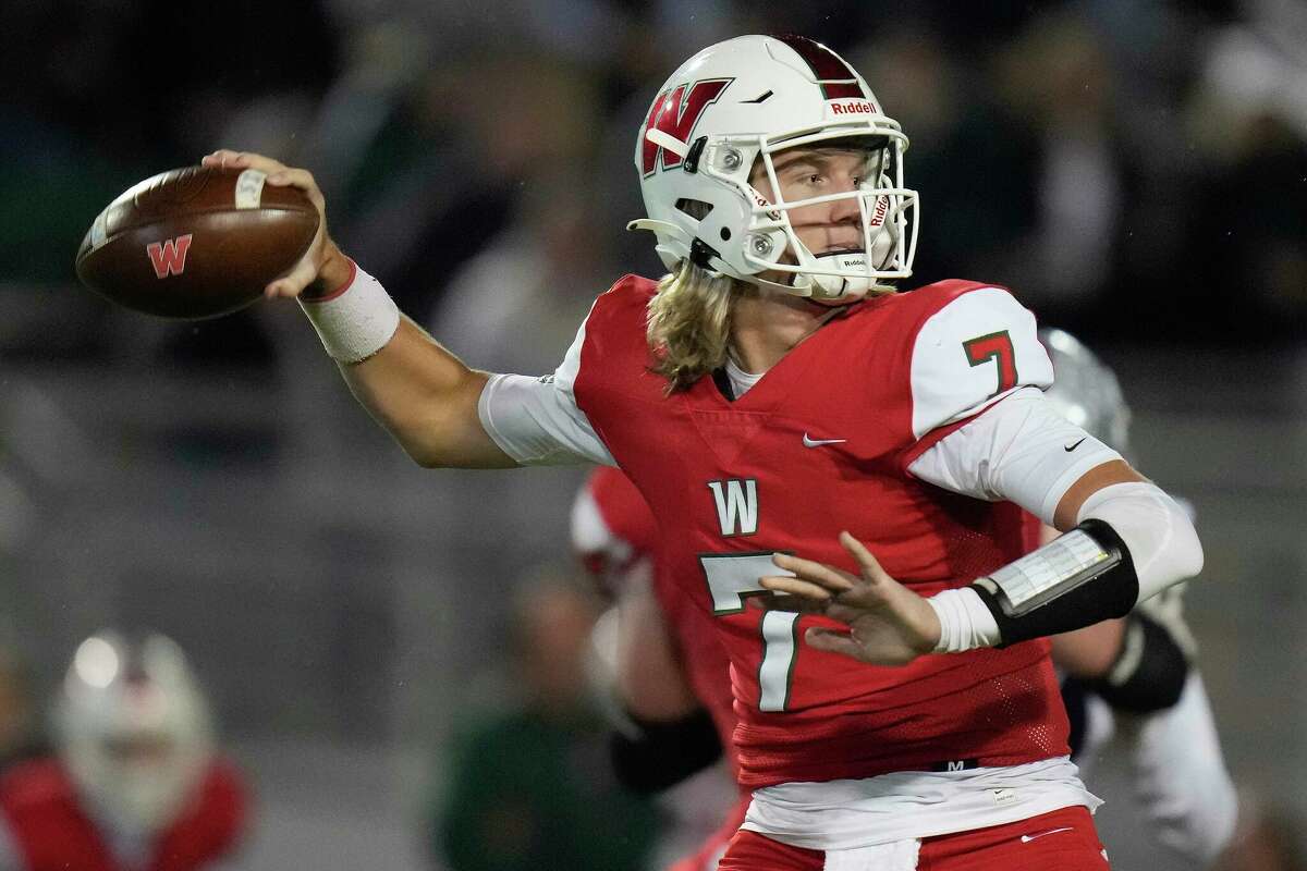The Woodlands QB Mabrey Mettauer commits to Wisconsin