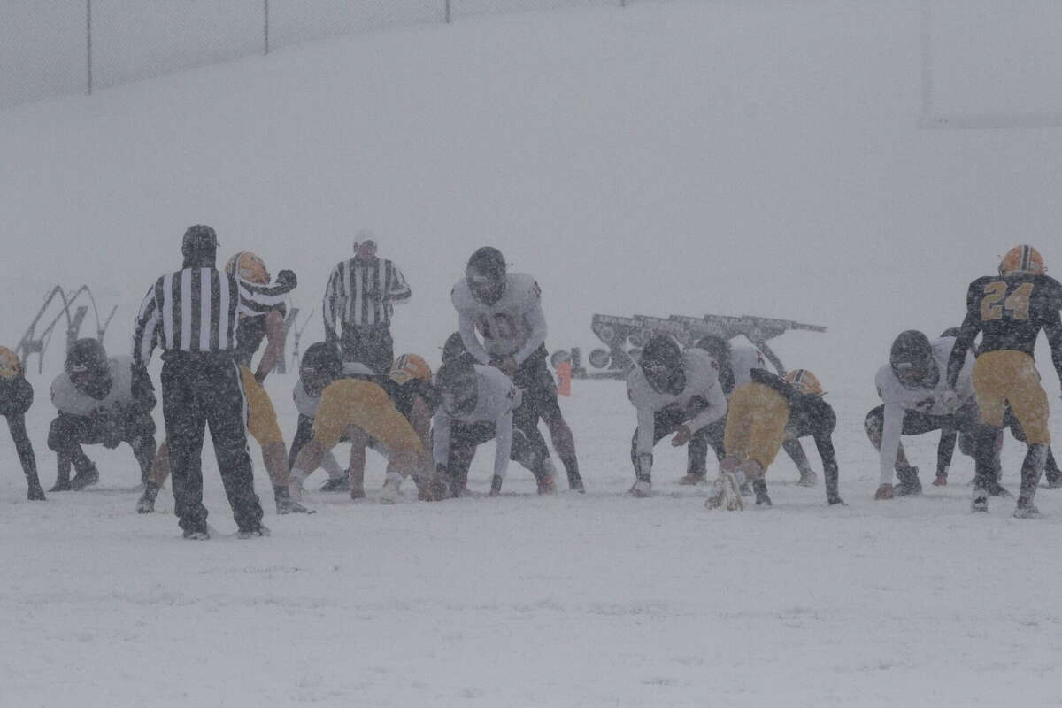 Ubly football beats Iron Mountain, heads to Division 8 state finals