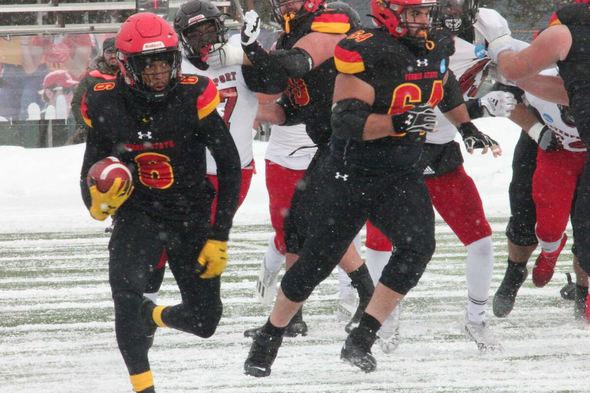 Ferris State defeats Davenport in first playoff game Nov. 19