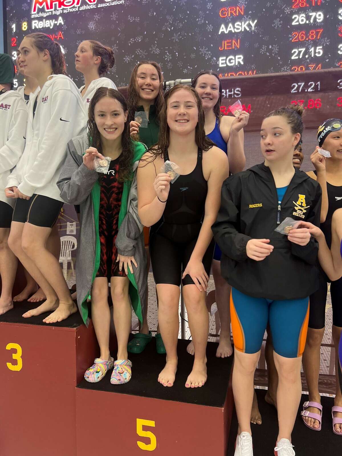 State champ!: Dow's Roberson wins 100 freestyle title