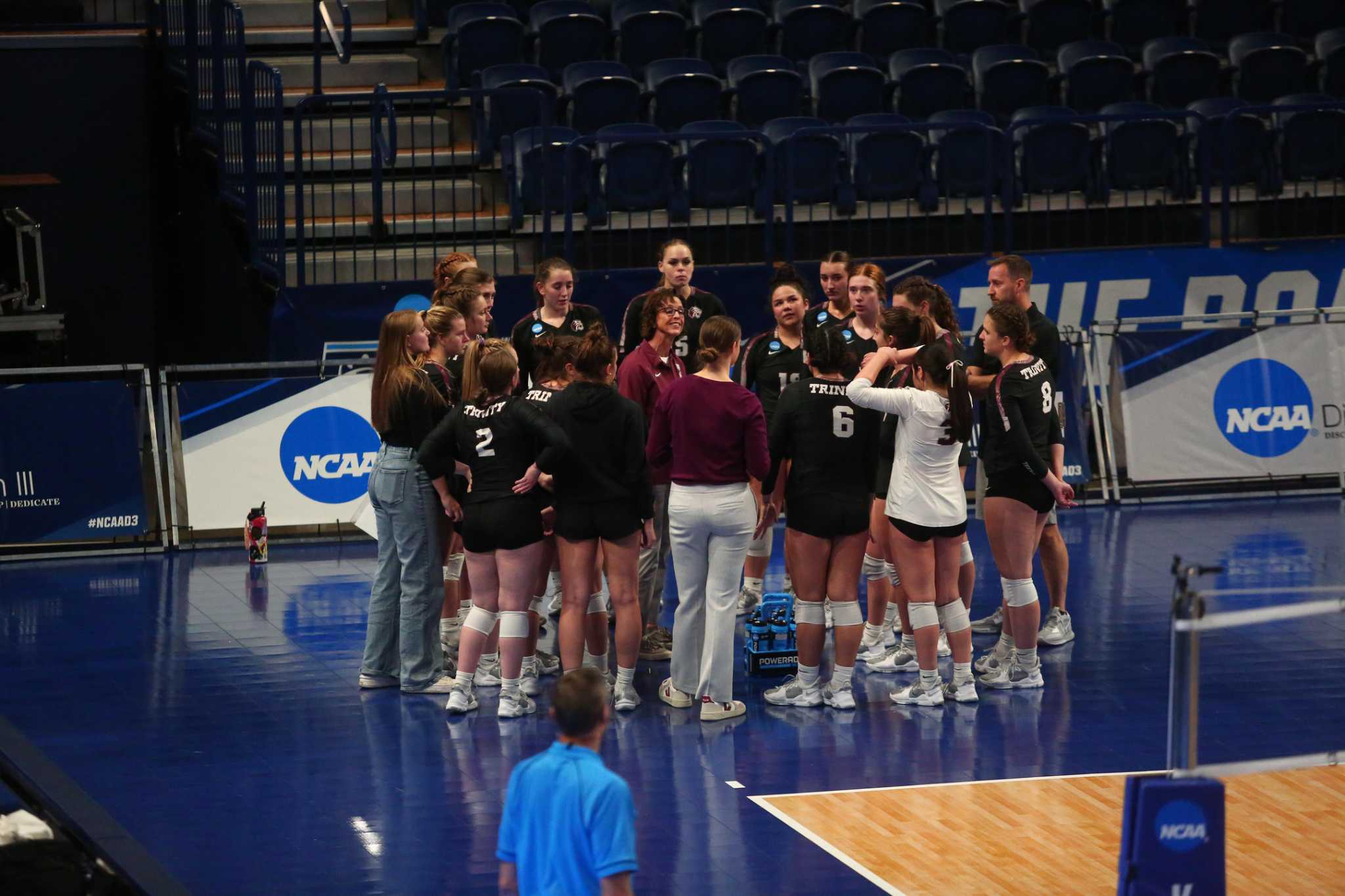 Trinity volleyball loses in national championship match