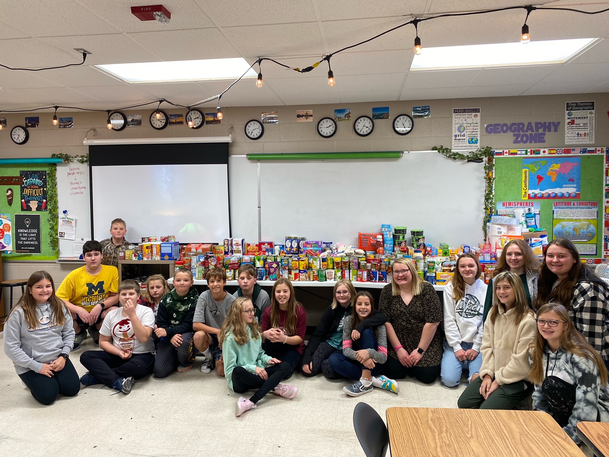 Laker Middle School donates to local food pantries