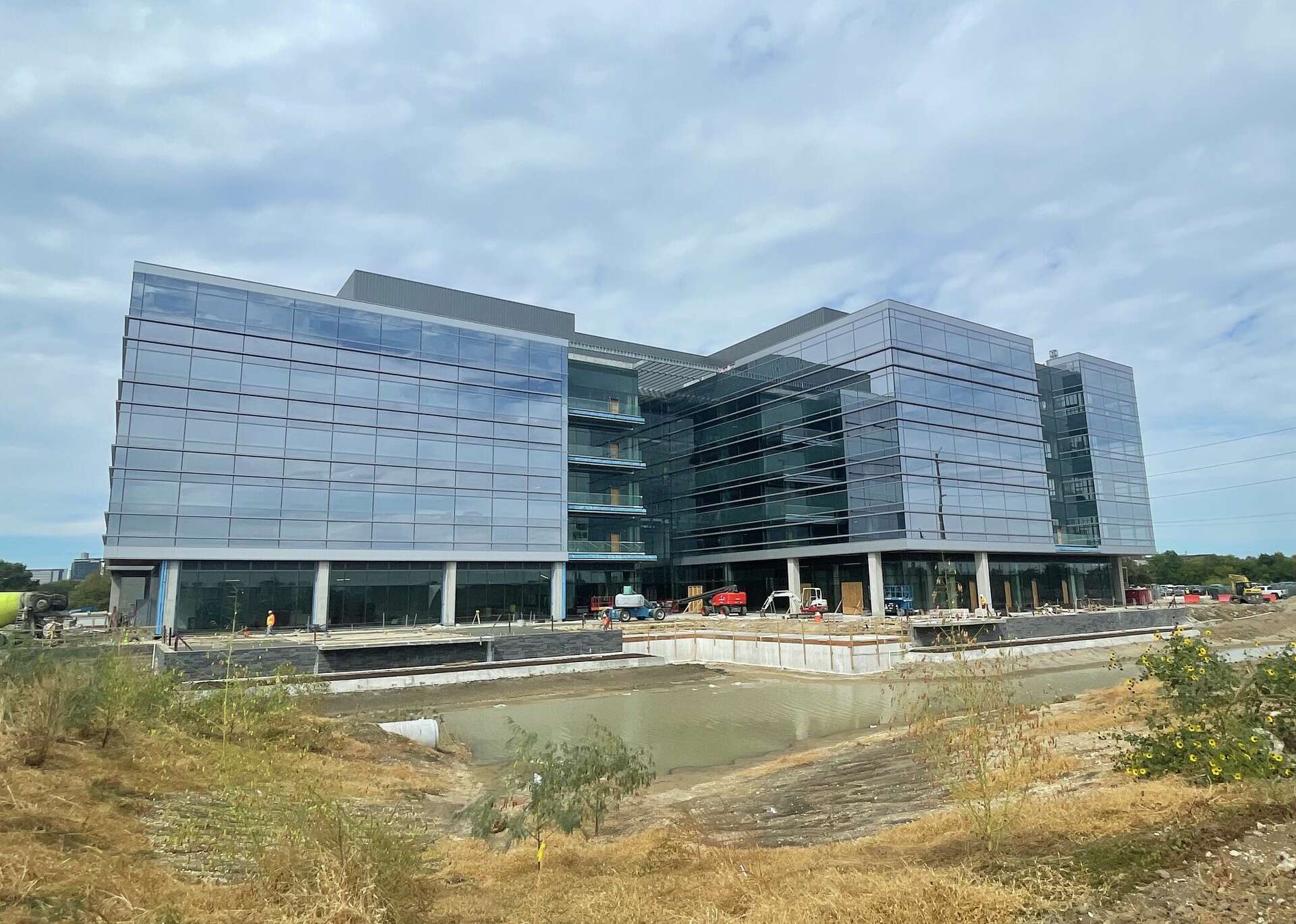 Levit Green near Texas Medical Center lands first biotech tenant