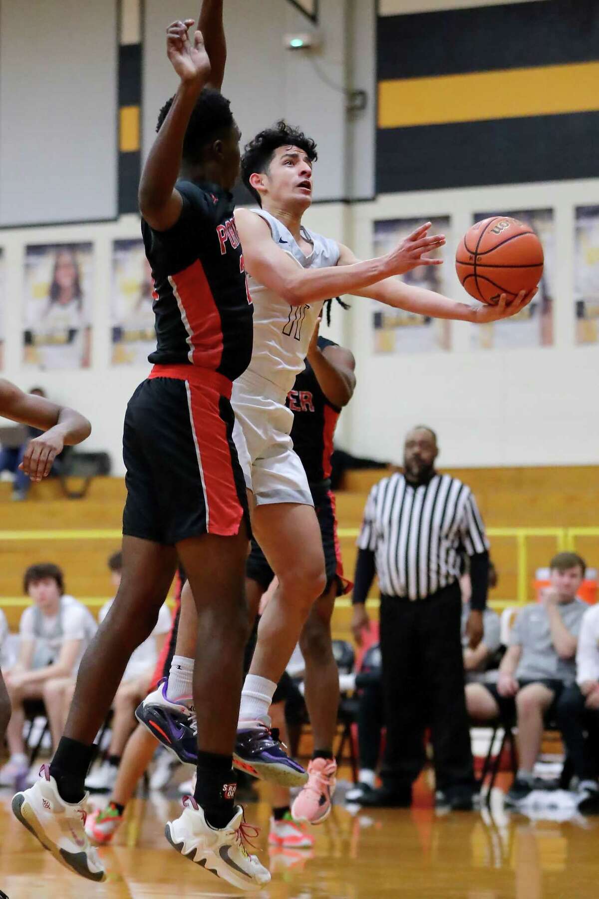 Porter runs into Klein Oak team on a roll