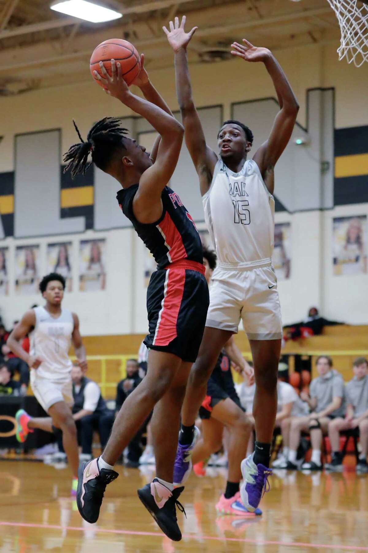 Porter runs into Klein Oak team on a roll