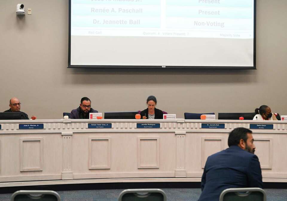 Judson ISD Superintendent Jeanette Ball set to resign