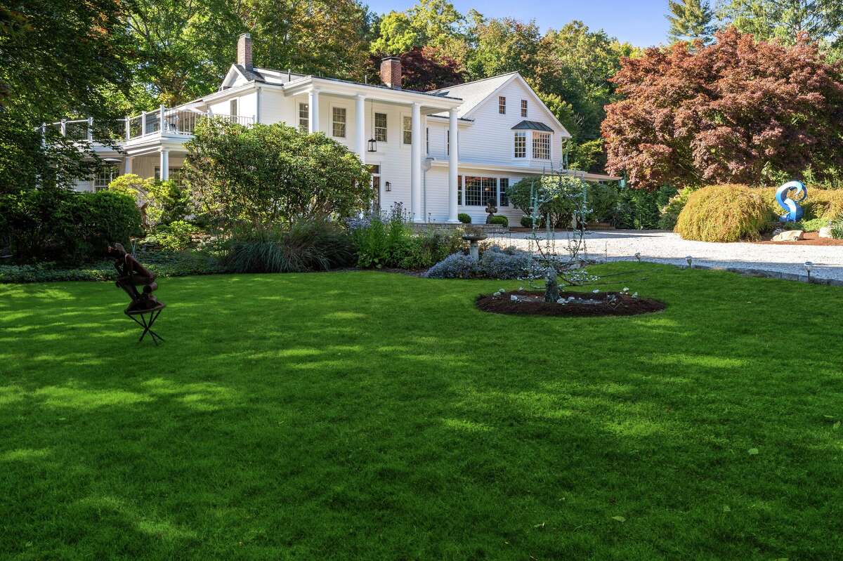 1800s CT estate said to be visited by Lincoln listed for $2.5M