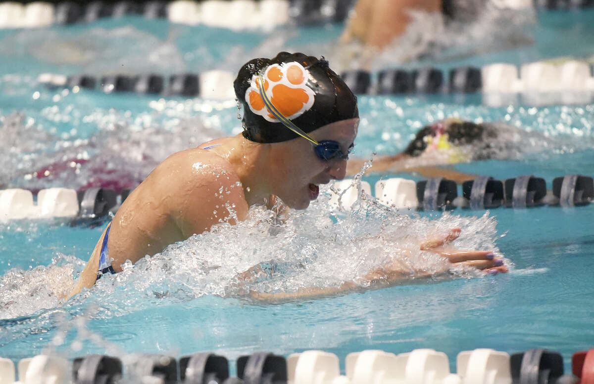 Ridgefield girls swimming, diving wins first CIAC State Open,