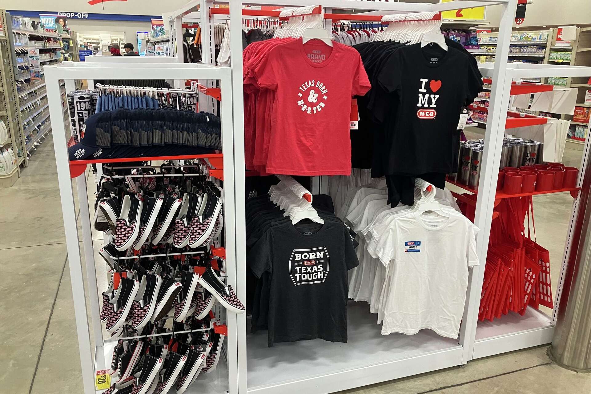 5 must-have items to grab at the first-ever H-E-B Brand Shop