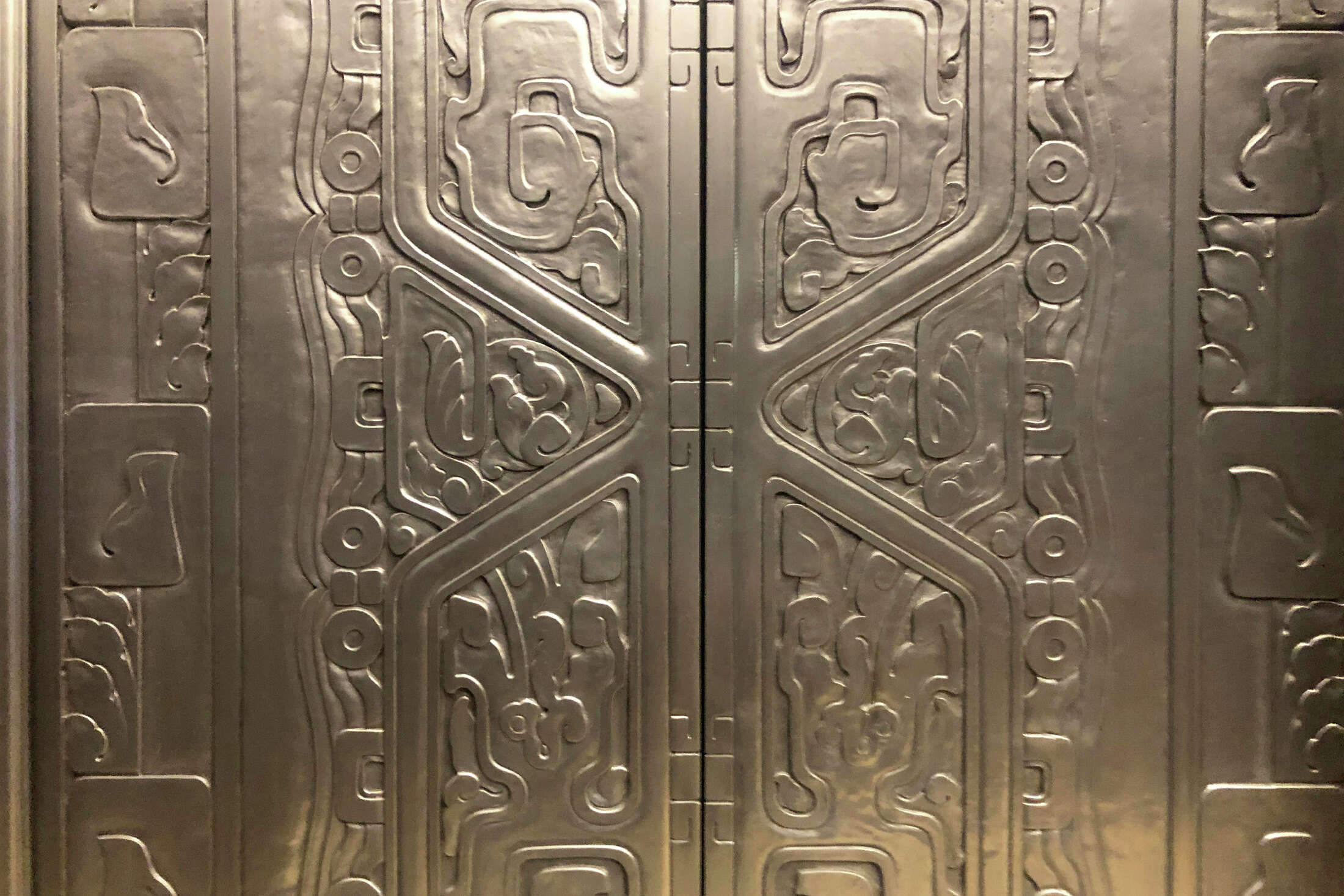 Inside the most beautiful lobby in San Francisco