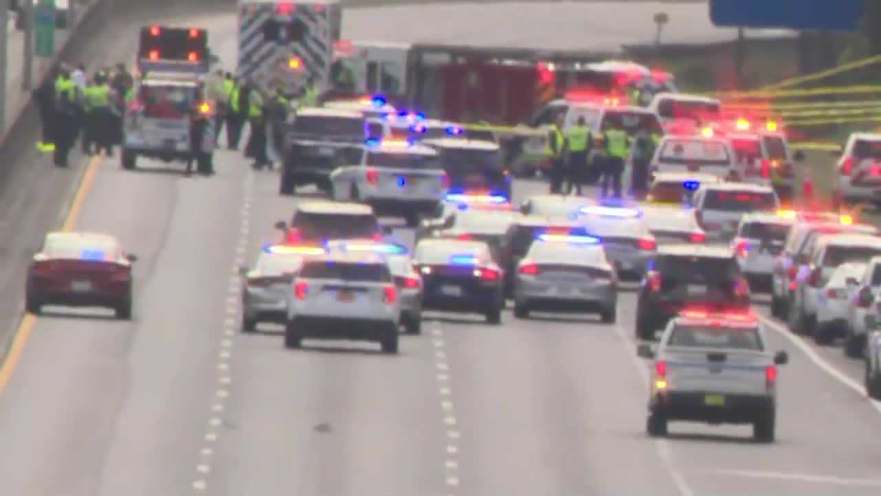 Charlotte meteorologist, pilot killed in helicopter crash