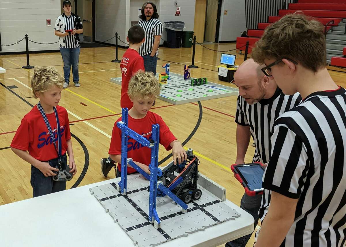 Manistee Catholic Central robotics team is enjoying the start of its season