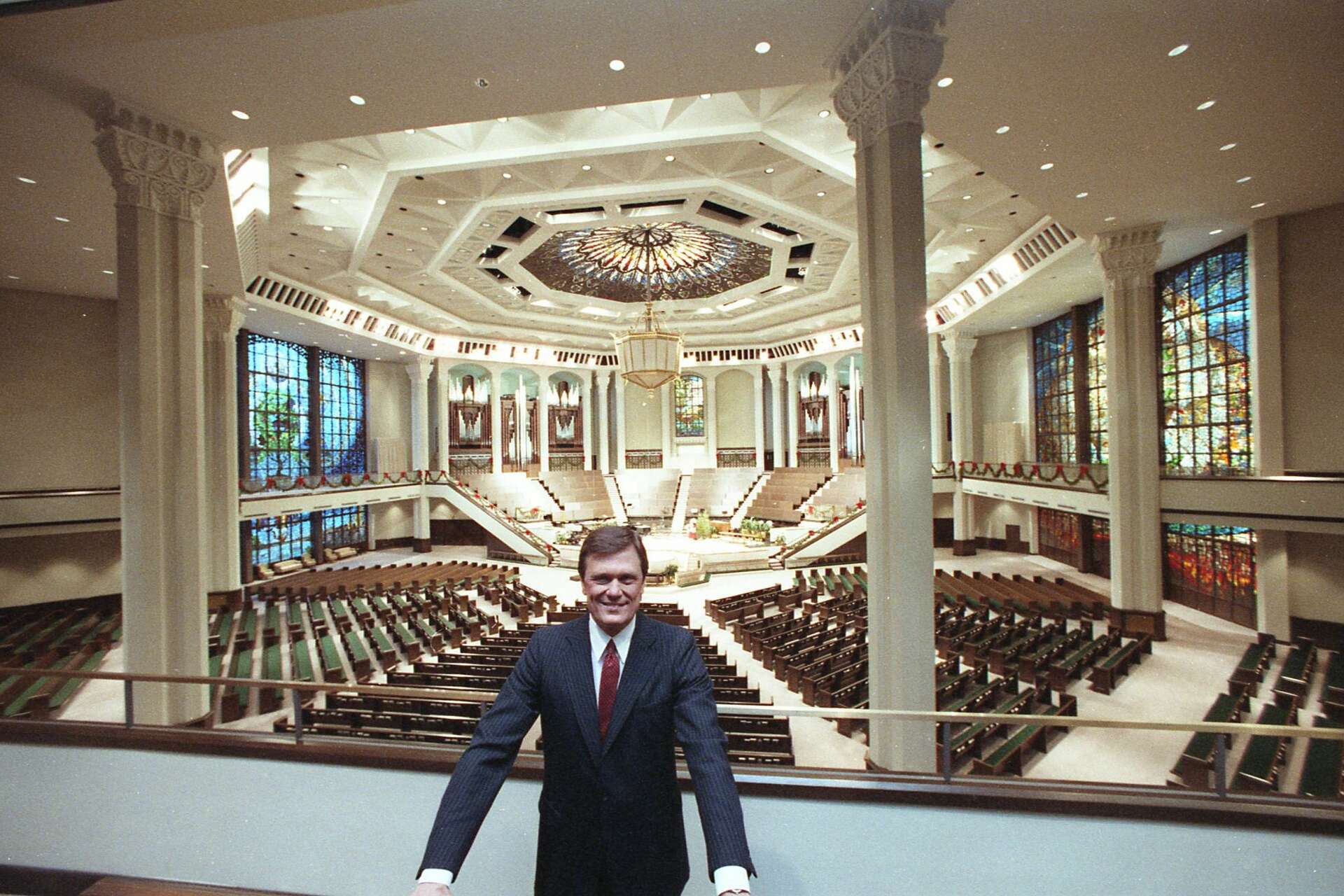 Joel Osteen's Lakewood Church among largest megachurches in Houston