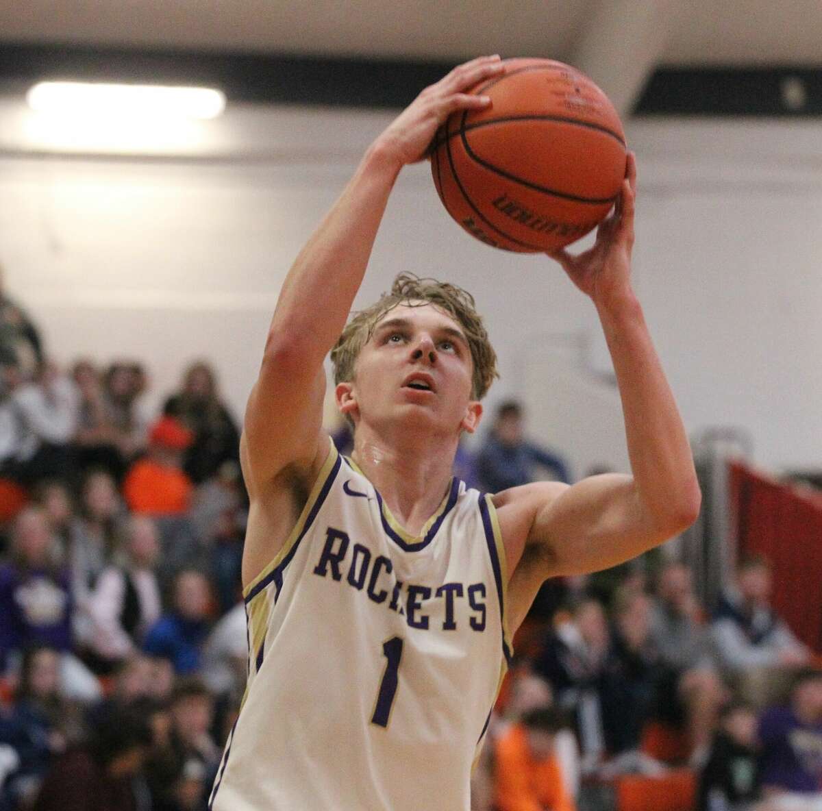 Routt explodes in second half for win over South County in season opener