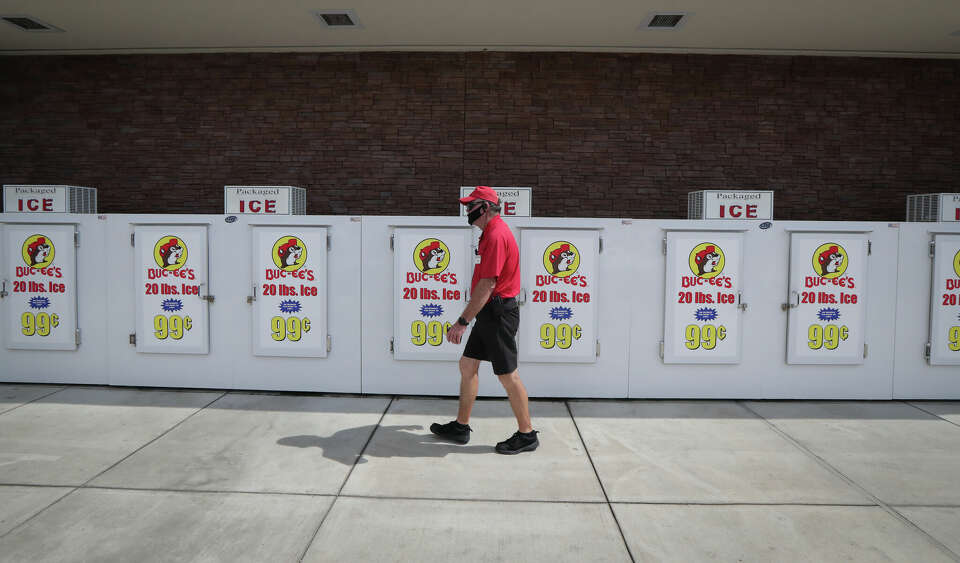 Buc-ee's wages: Texas' iconic gas station pays as much as $225K