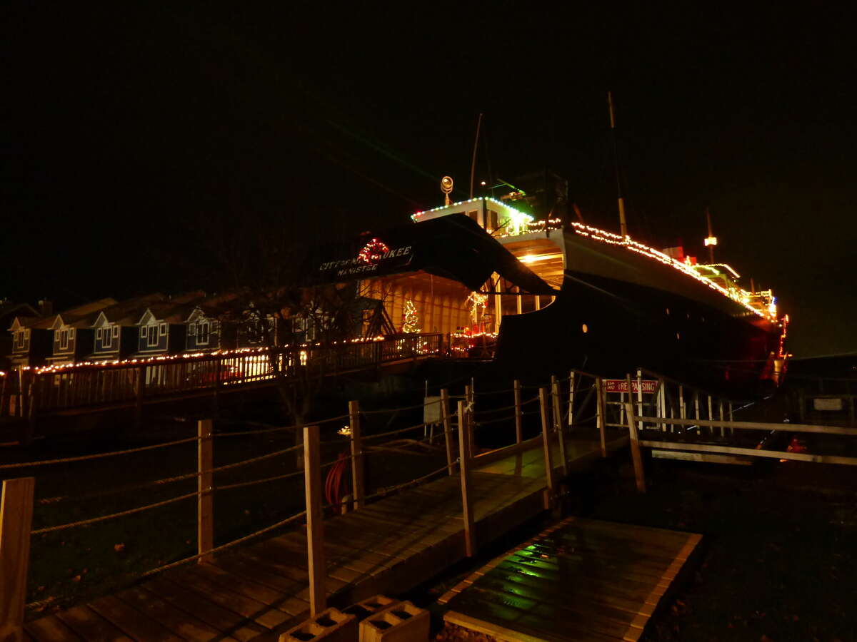 Video: Watch the Merry Ferry Christmas display light up Manistee
