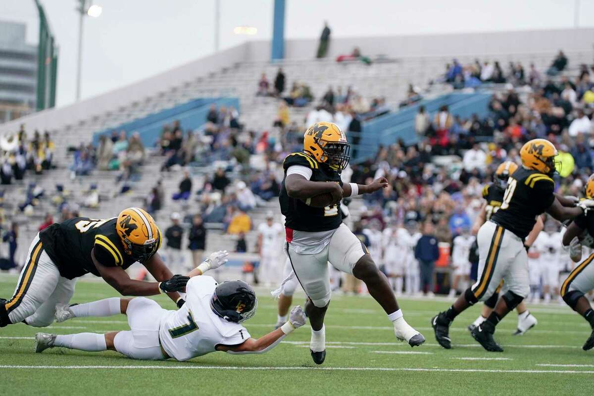 Fort Bend Marshall routs Lake Creek, advances to regional final