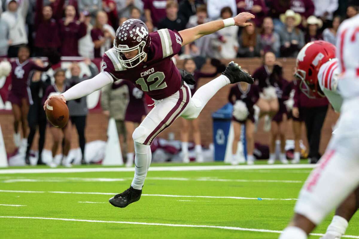 North Shore Mustangs advance to 8th straight regional finals