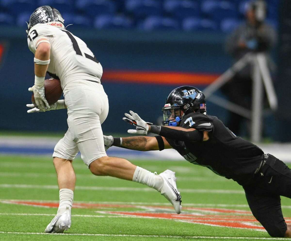 High school football playoffs: Austin Vandergrift 49, Harlan 21