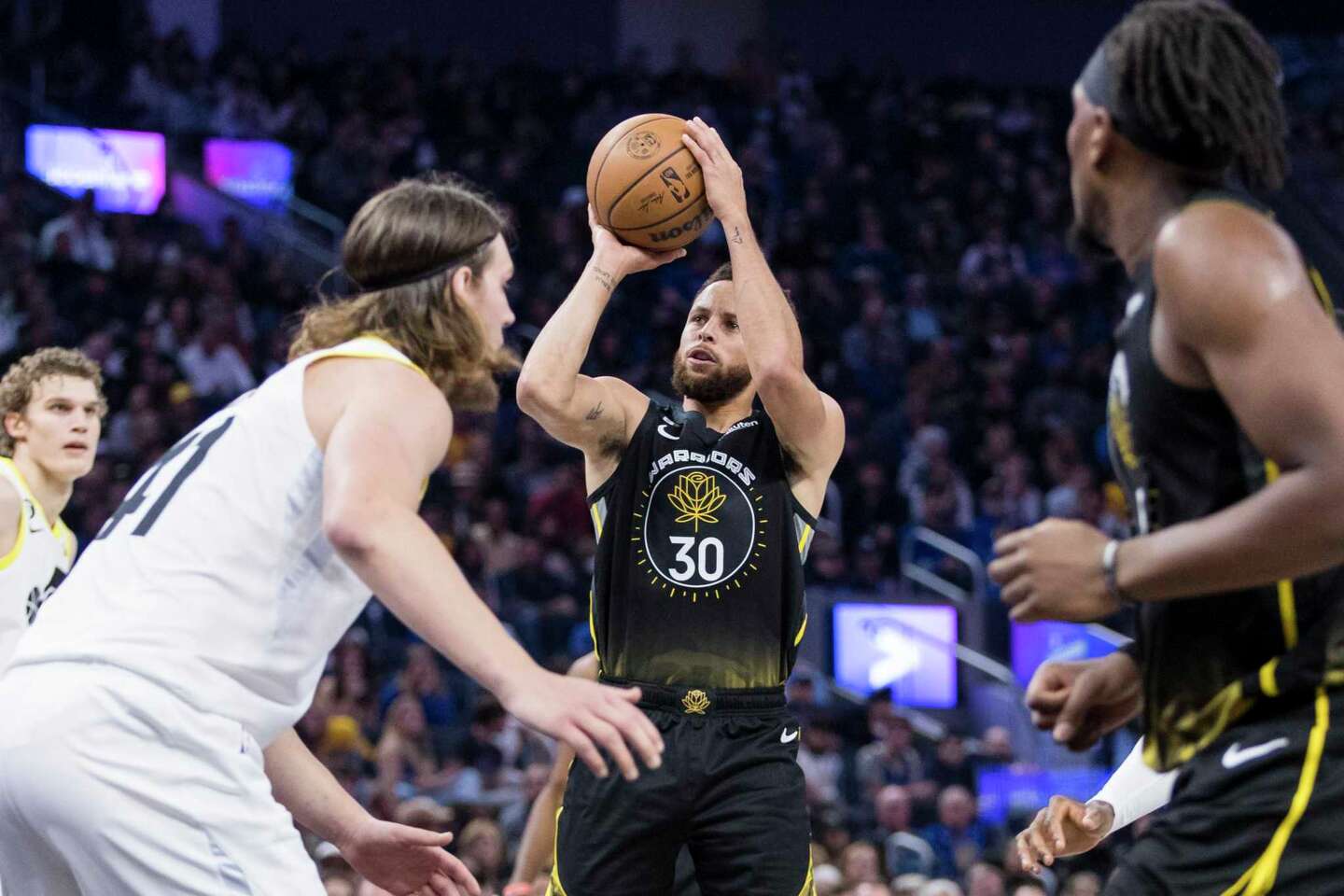 Warriors mute Jazz as splitting Draymond Green from front five pays off ...