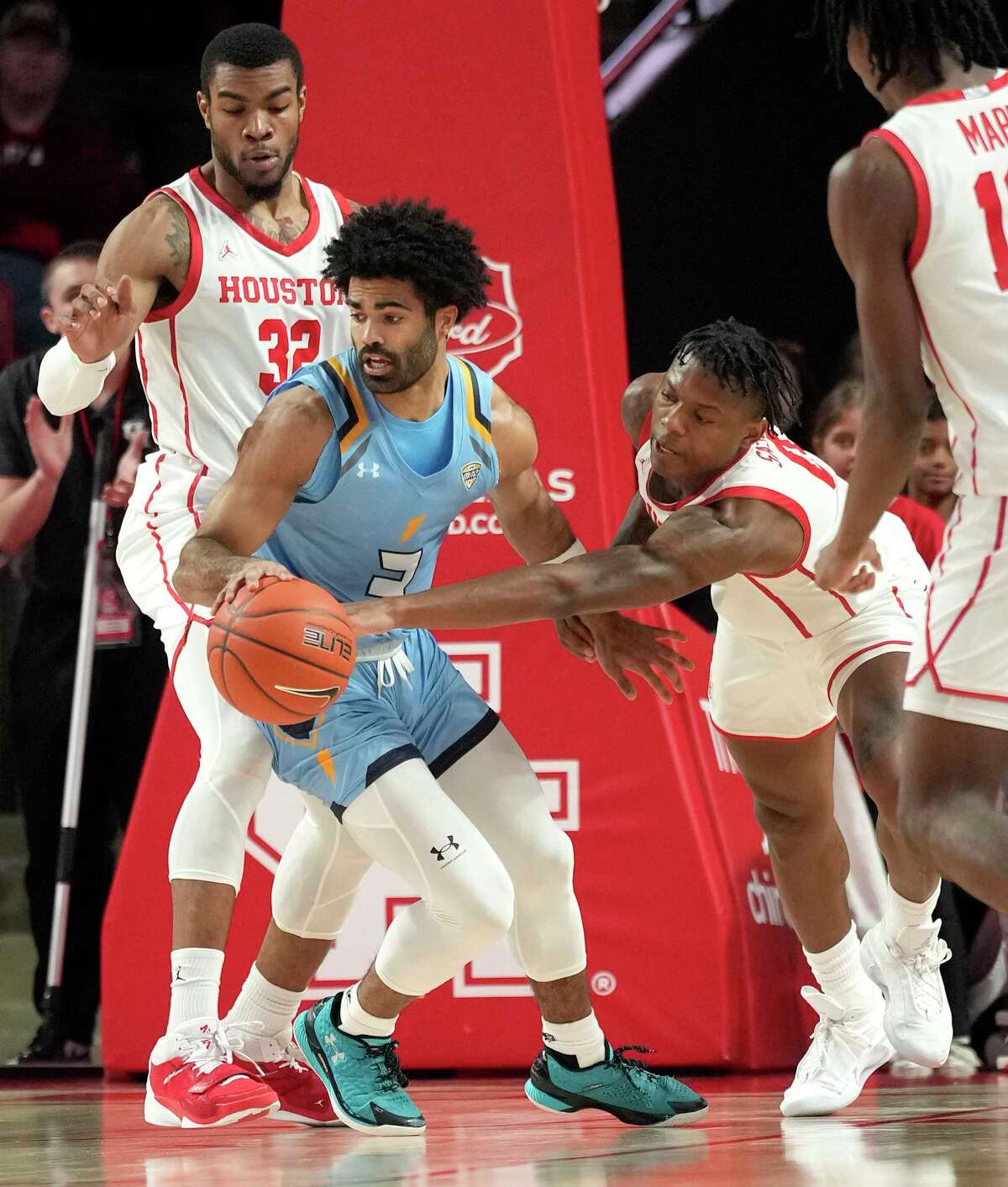 University of Houston: Basketball ranked No. 1 in AP poll