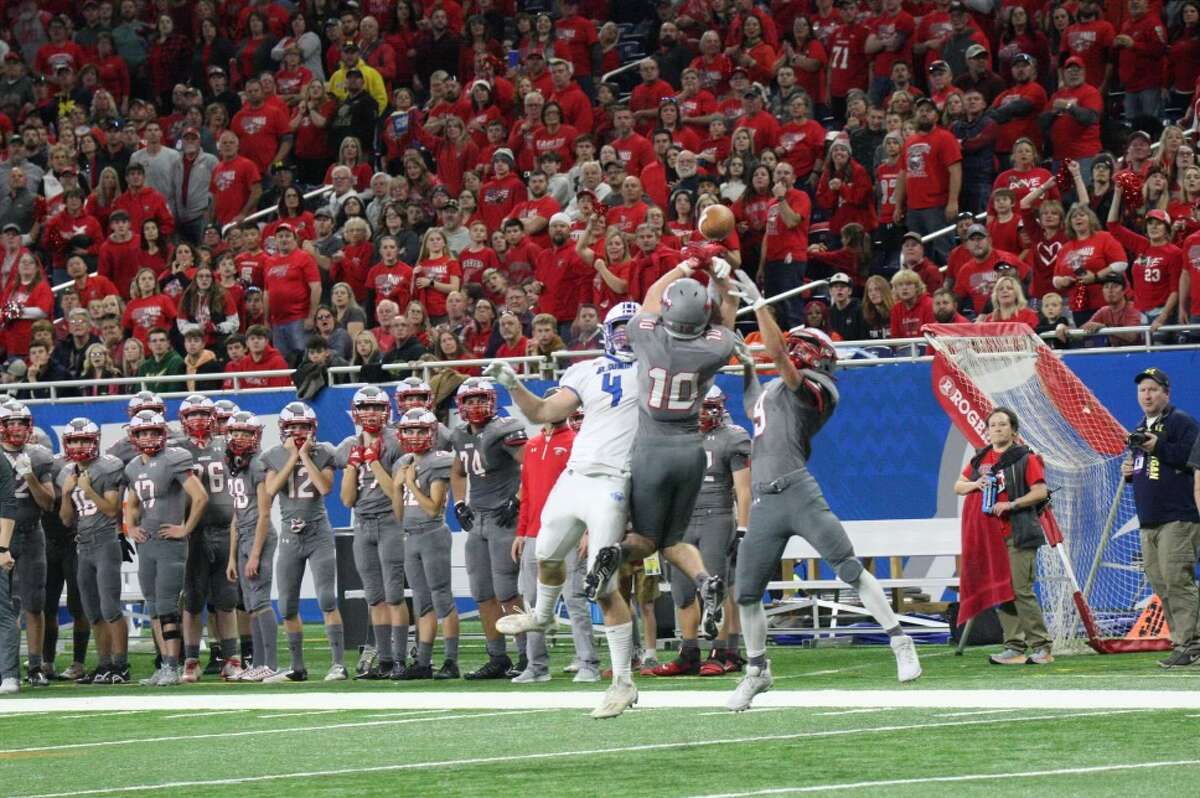 Golly, G's: Gladwin football wins first state title