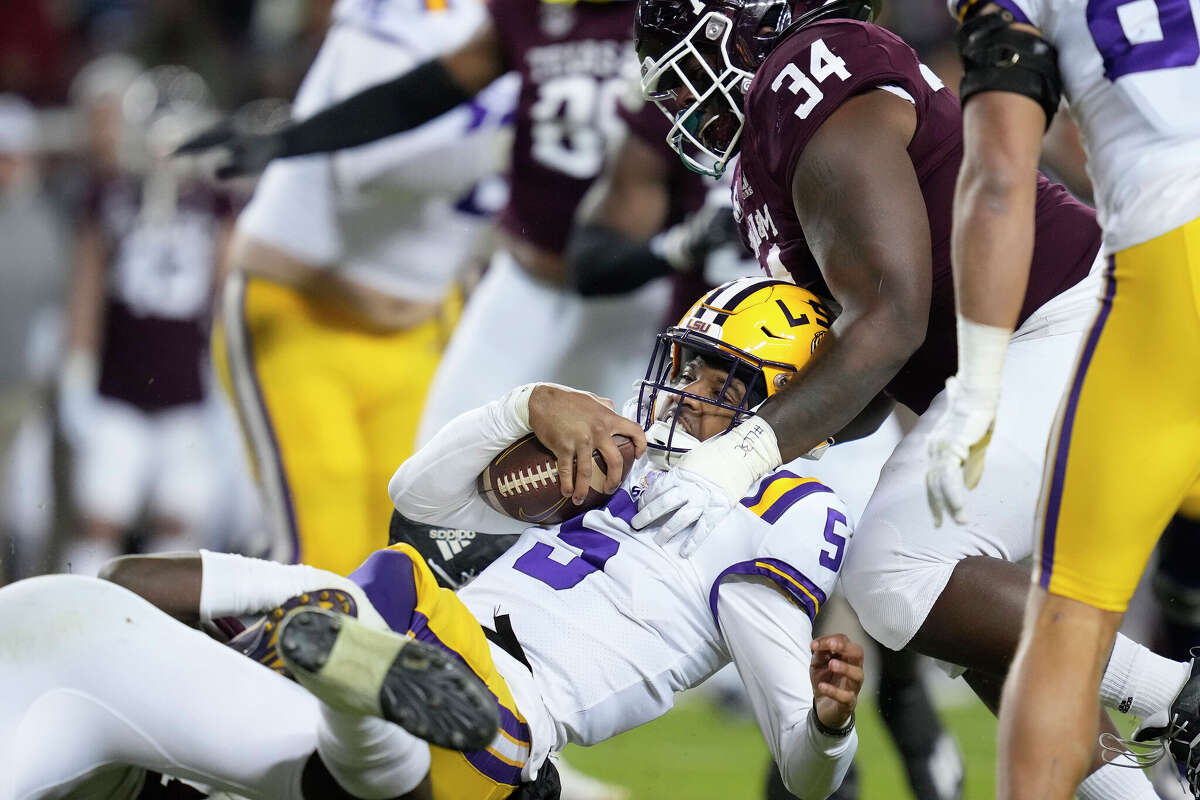 Texas A&M Aggies upend No. 5 LSU to end season on high note