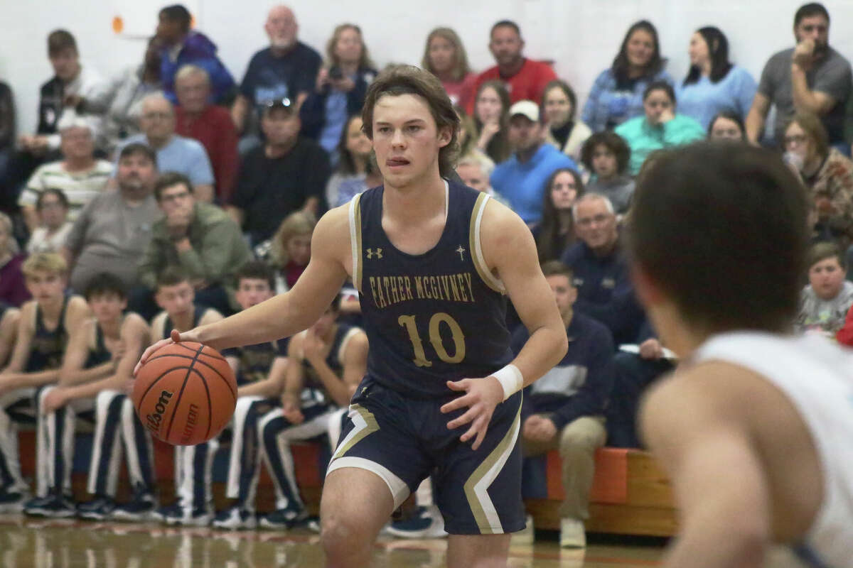 Griffins’ late comeback falls short against St. Elmo