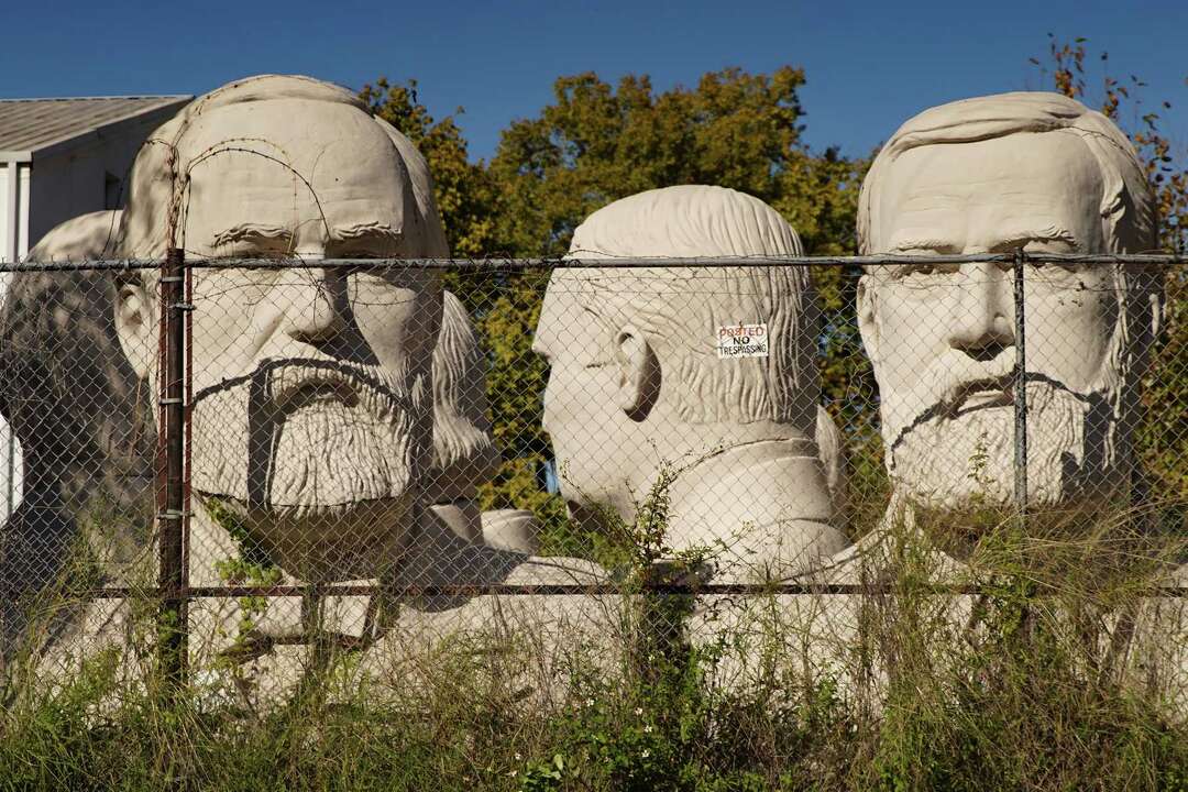 Why are there giant president heads around Houston?