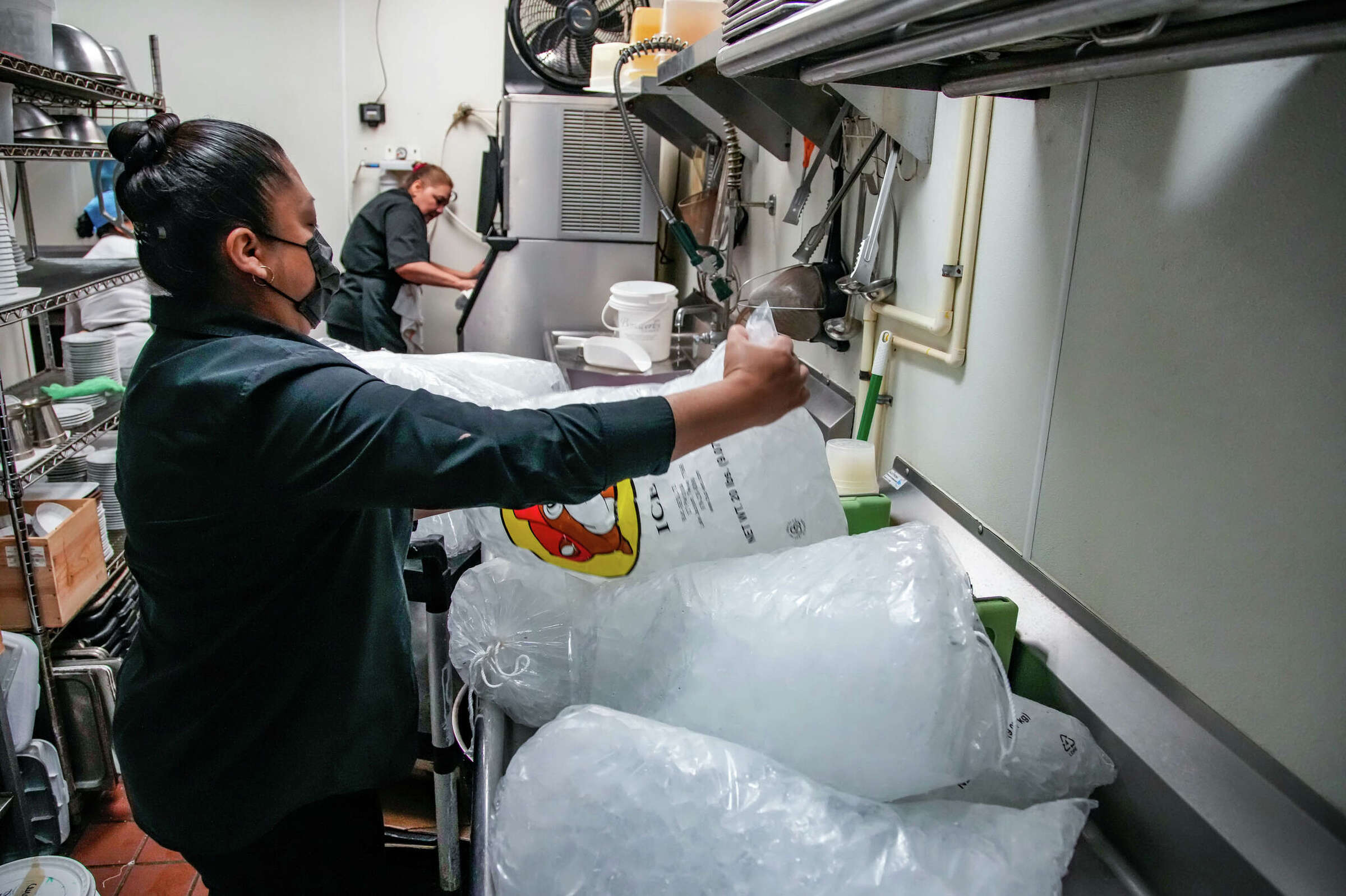What to know about boil water notices caused by freezing weather