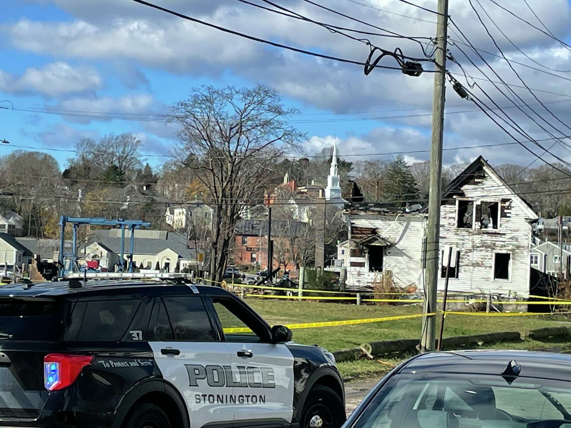 Witnesses: Mystic fire destroys buildings in 'horrifying' scene