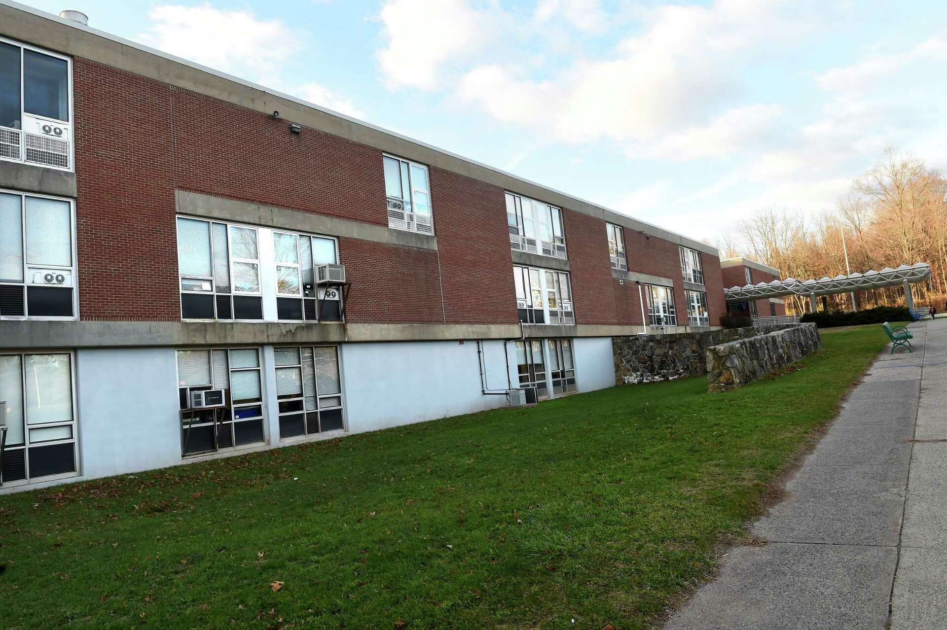 ACES seeks to move two special ed programs to North Haven site