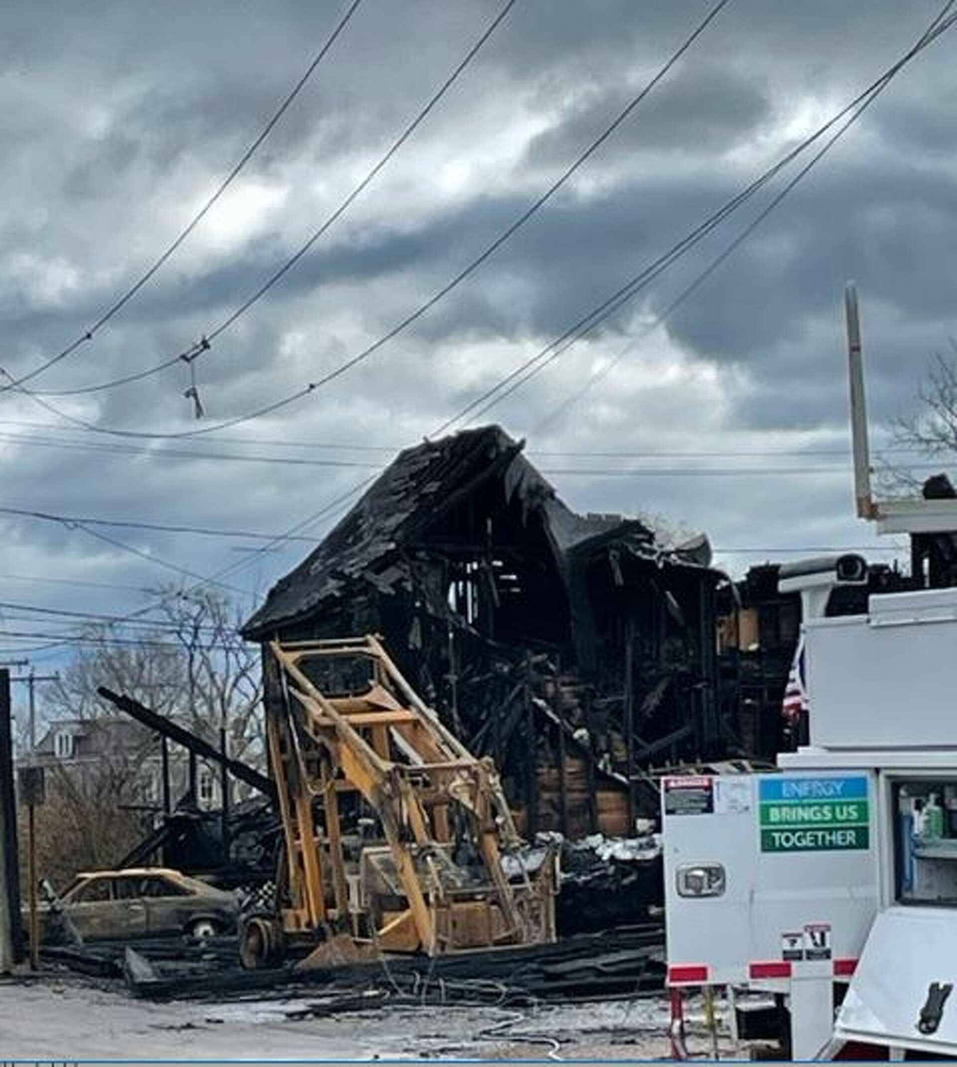 Witnesses: Mystic fire destroys buildings in 'horrifying' scene