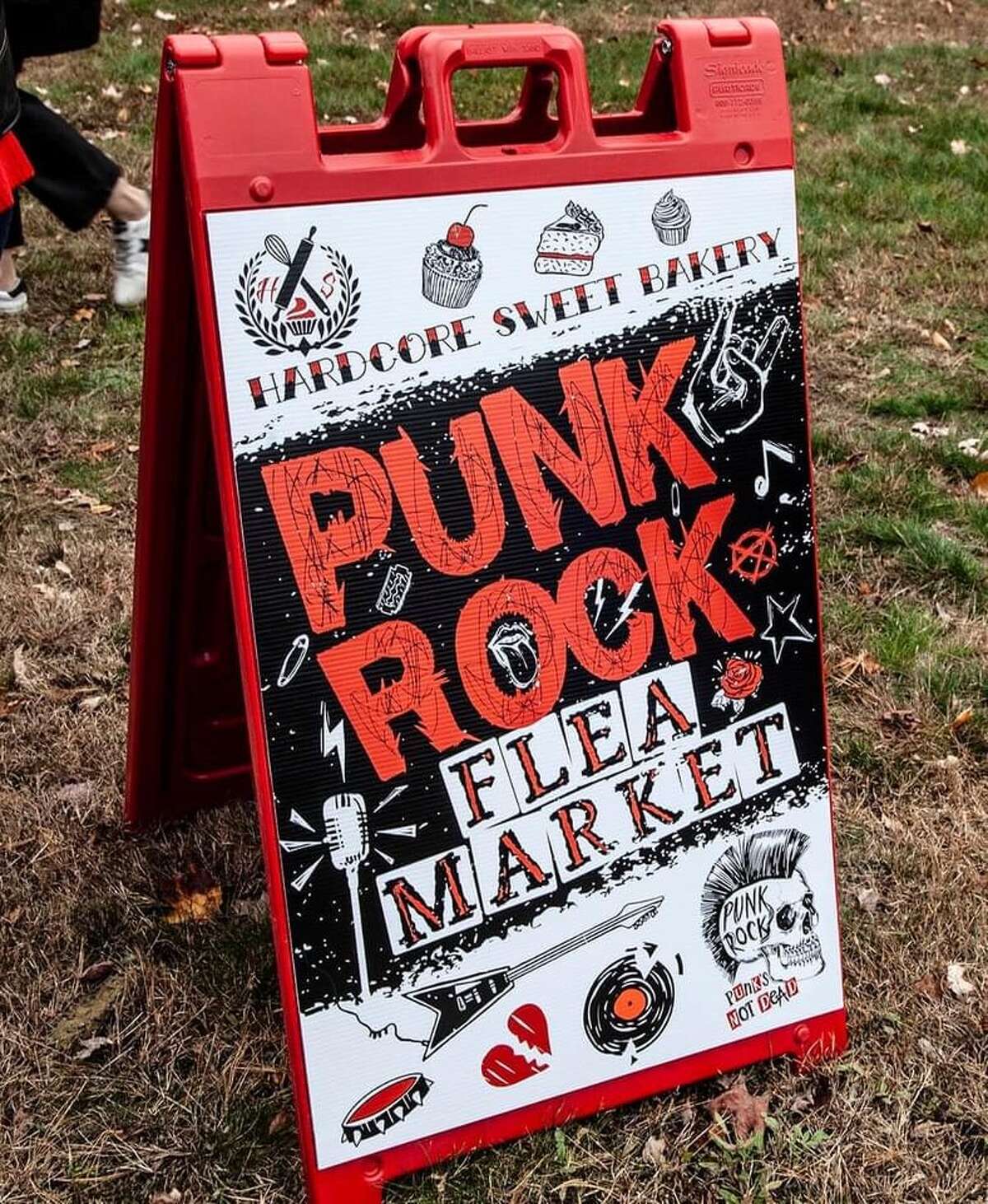 Hardcore Sweet to host holiday Punk Rock Flea Market in New Haven