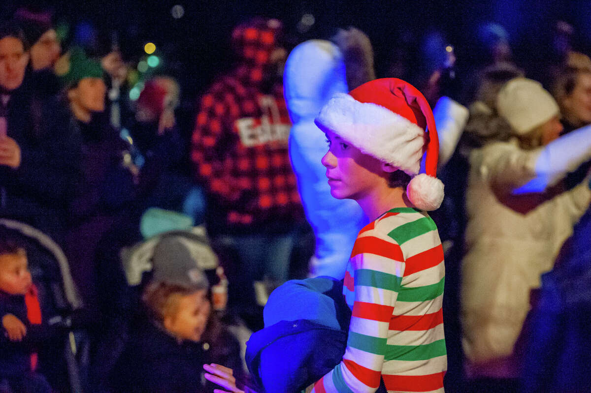 Santa arrives in Downtown Midland, opens Santa House to the public