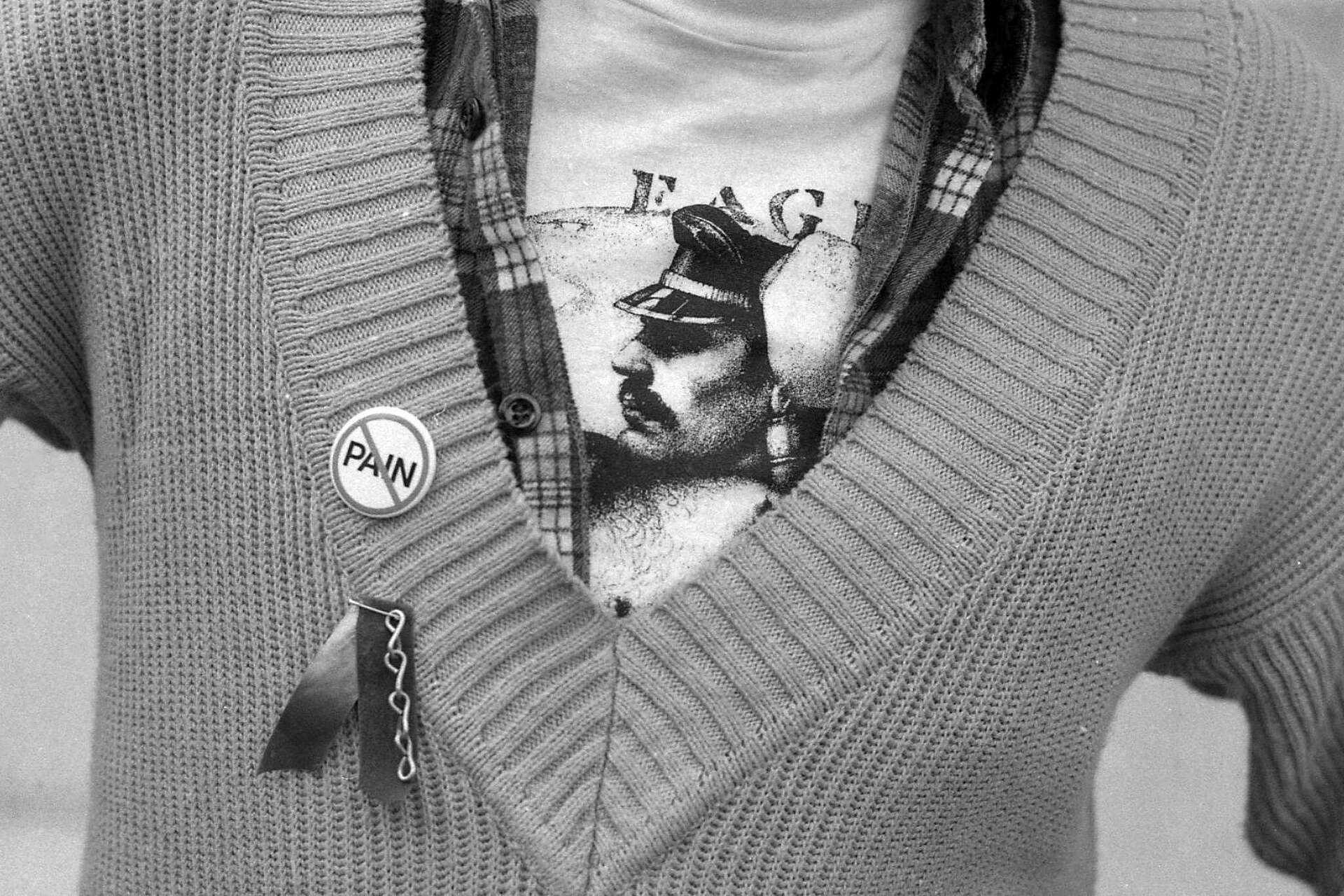 Powerful photos show San Francisco’s fight against AIDS epidemic