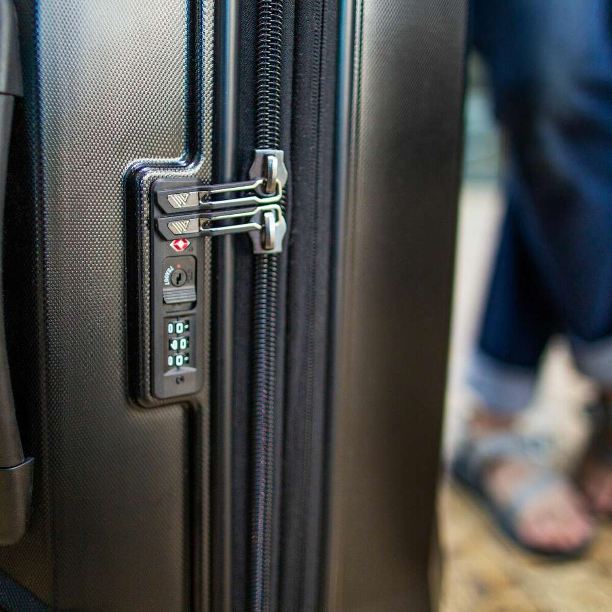 Gregory Quadro Pro Hardcase review and Away luggage comparison