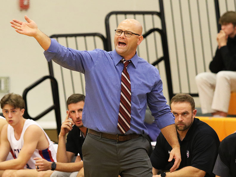 Stote Reeder adjust shades of blue in move from Jersey to Nashville