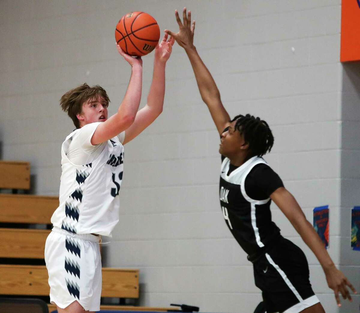 College Park swipes two wins to begin Grand Oaks Tournament