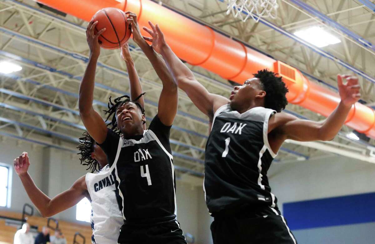 College Park swipes two wins to begin Grand Oaks Tournament