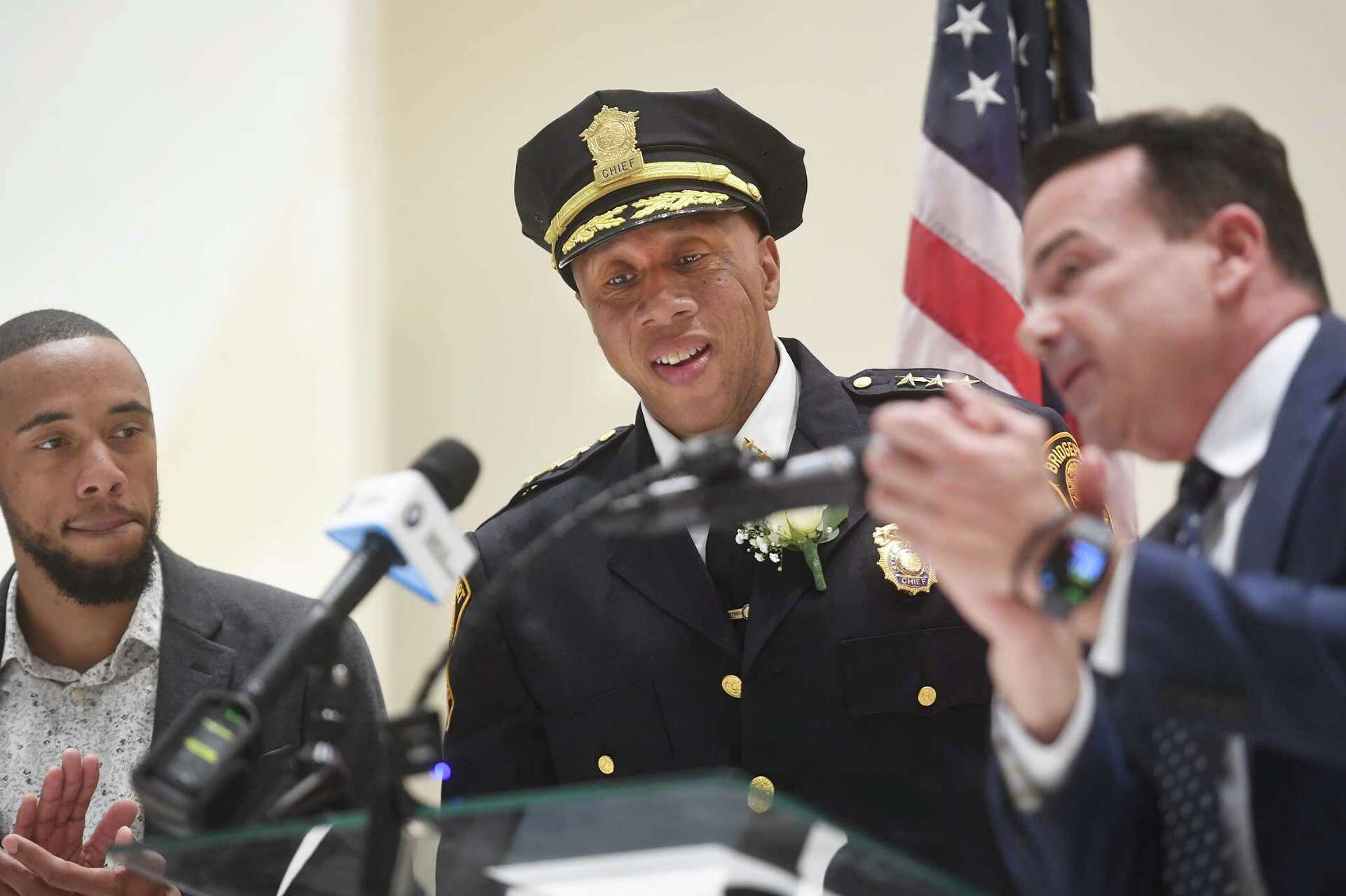 Bridgeport police union plans 'no confidence' vote against chief